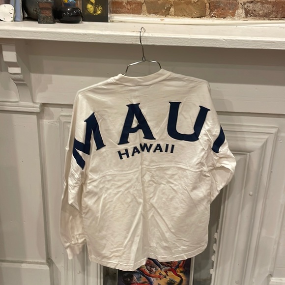 Spirit | Tops | Vintage Long Sleeve Cotton Vintage Tee Maui Hawaii On ...
